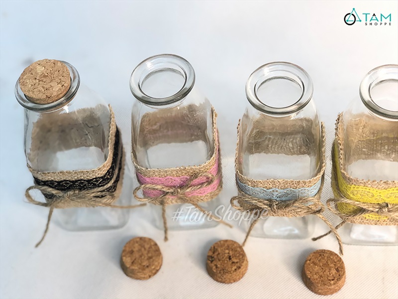 Chai thủy tinh bố ren trụ vuông cao 16cm [5 màu chọn - Kèm nút] CHAILO ...