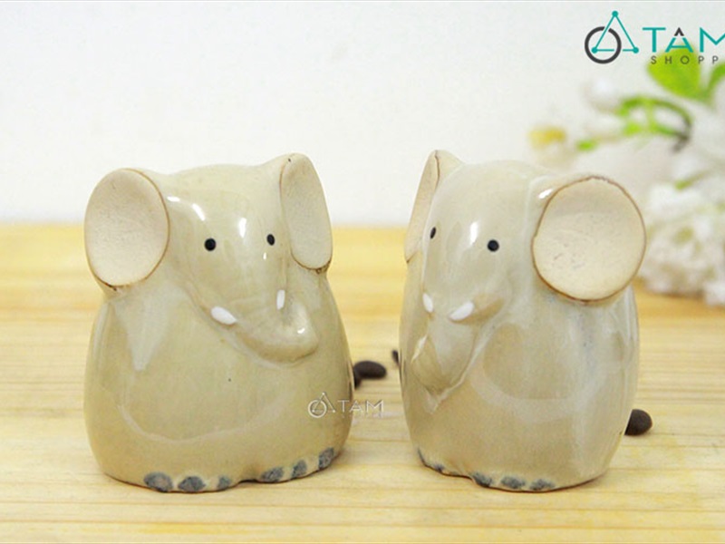 Tượng voi gốm xám mốc TCV-VOI-01